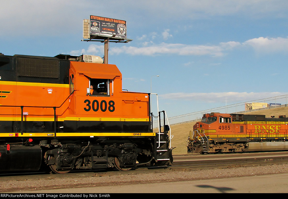 BNSF 3008